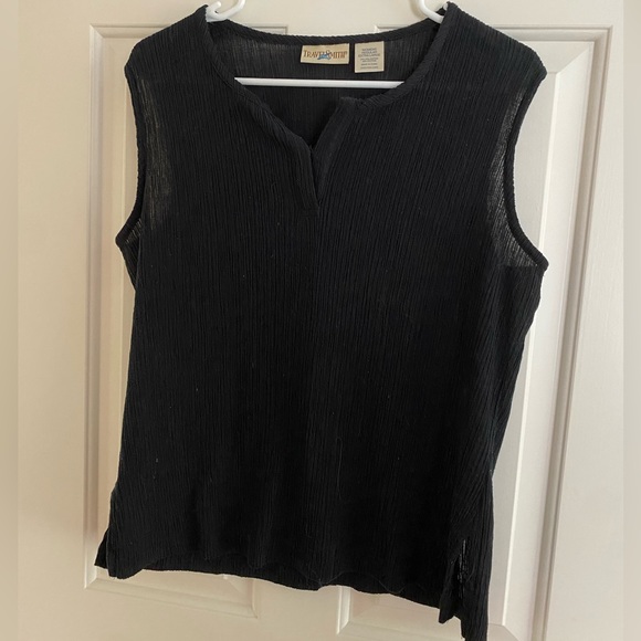 TravelSmith | Tops | Vintage Travel Smith Black Textured Mesh Tank Top ...